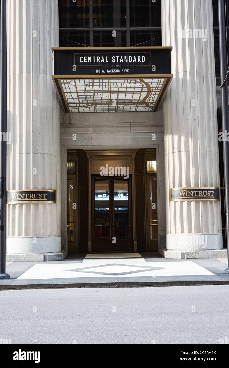 Wintrustbank hi-res stock photography and images - Alamy