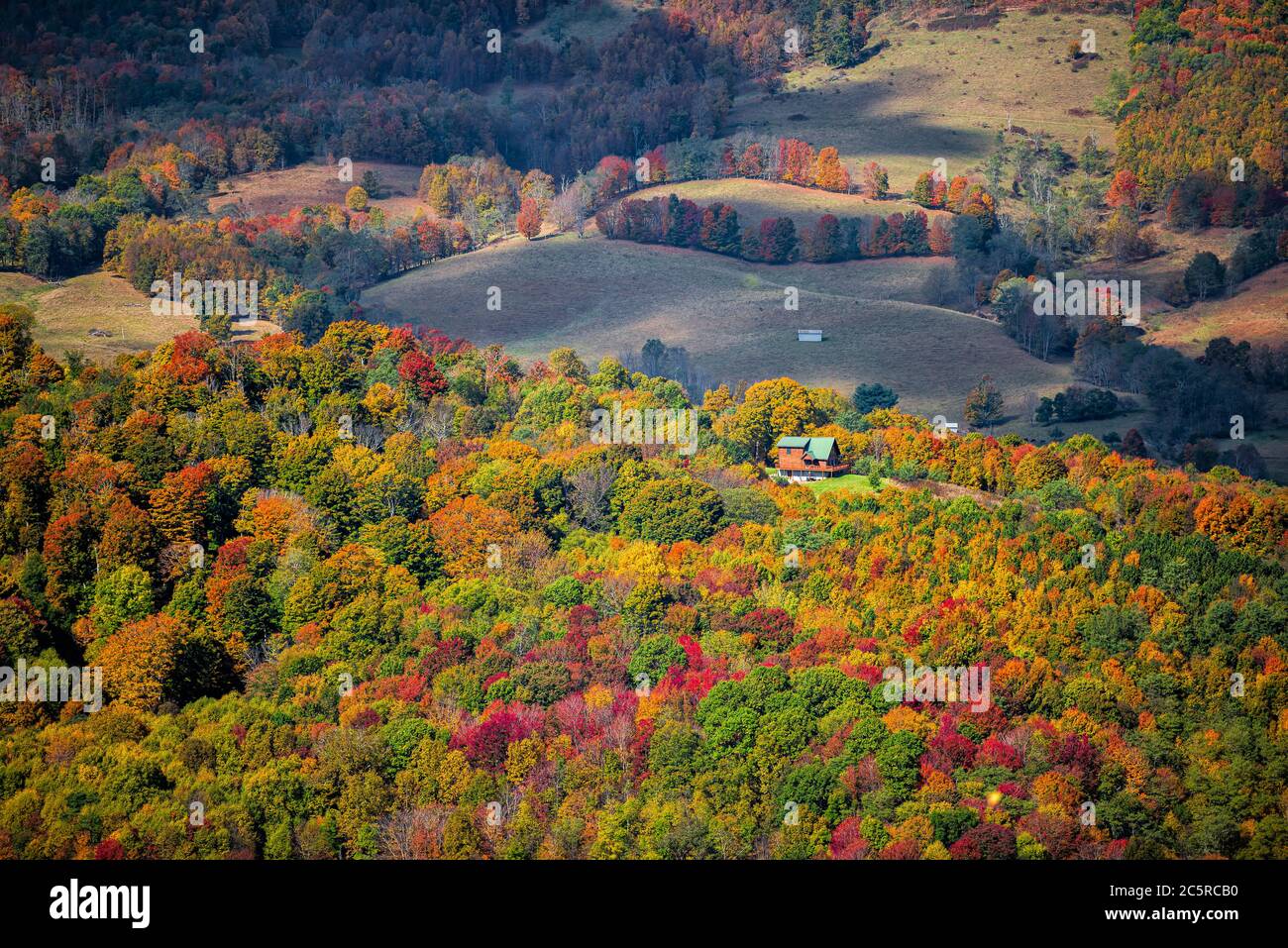 Hig mountain hi-res stock photography and images - Alamy
