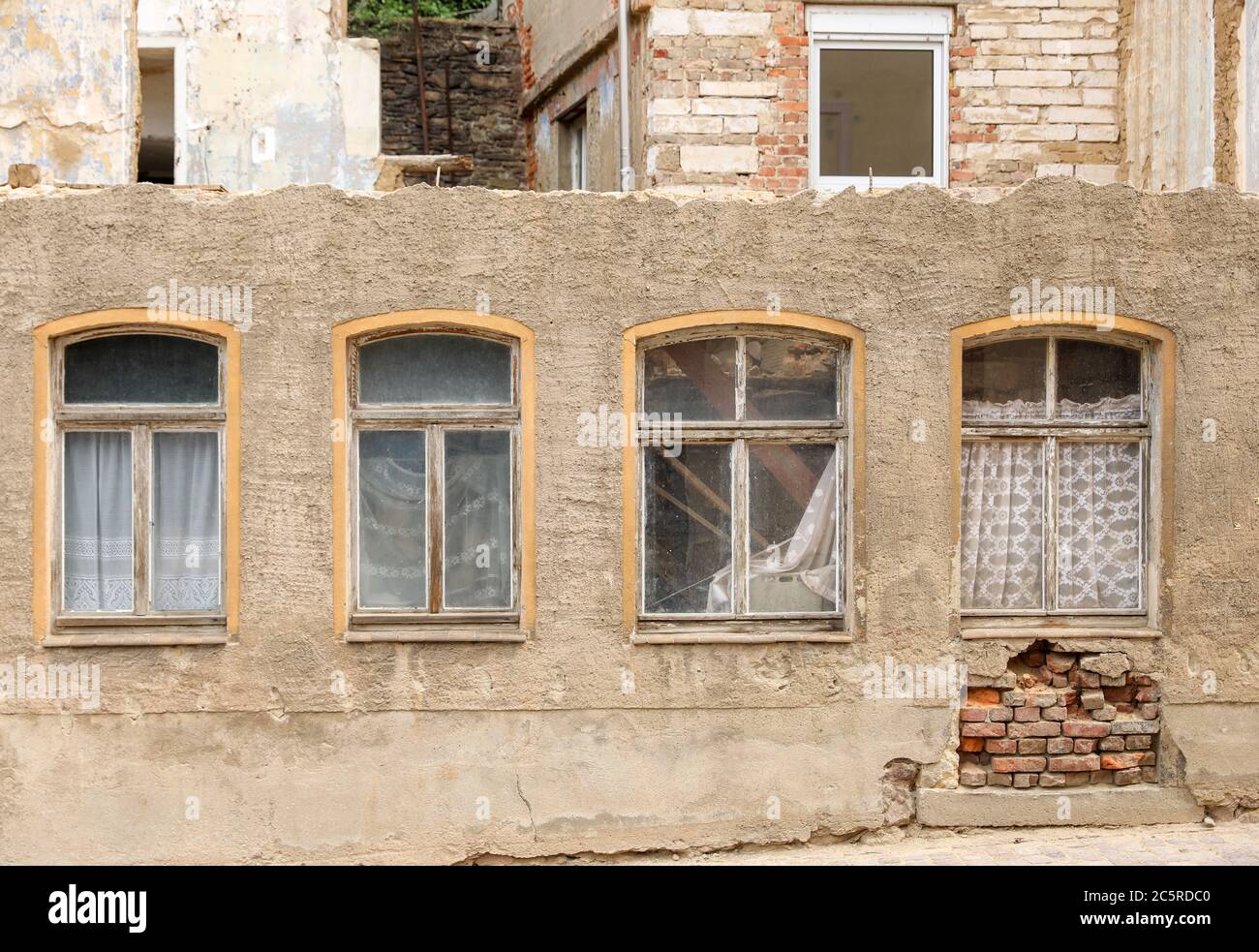 Structure partially rebuilt hi-res stock photography and images - Alamy