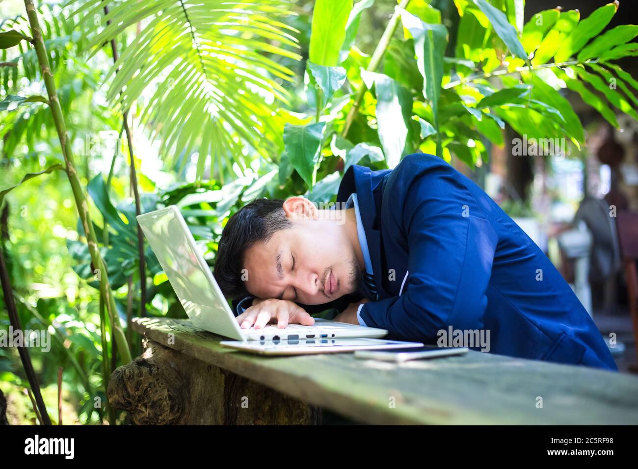 Coffee shop worker stressed hi-res stock photography and images - Alamy