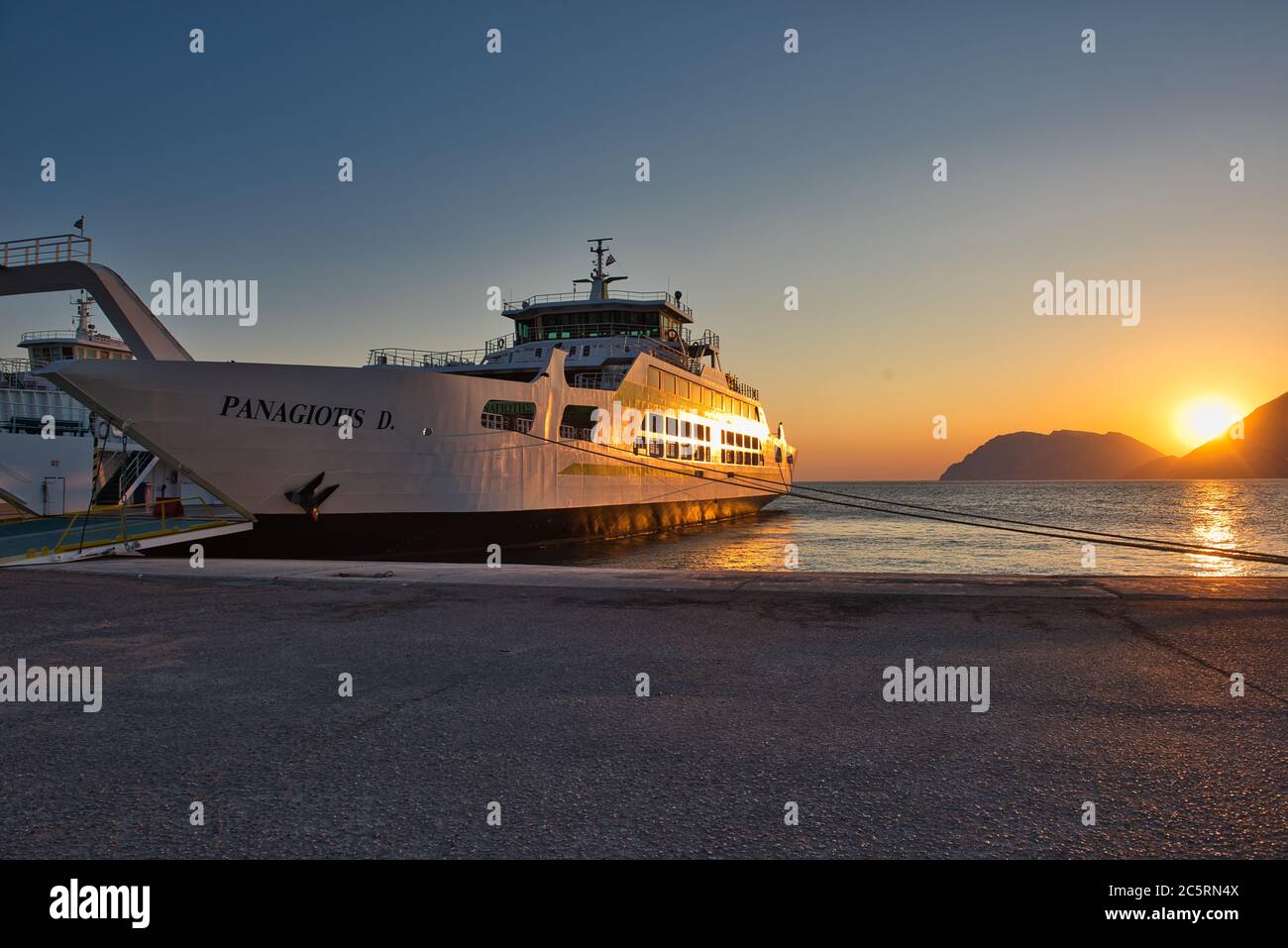 Sonnenuntergang, Sundowner, sun, sonne, meer, wasser, Faehre, Fähre ...