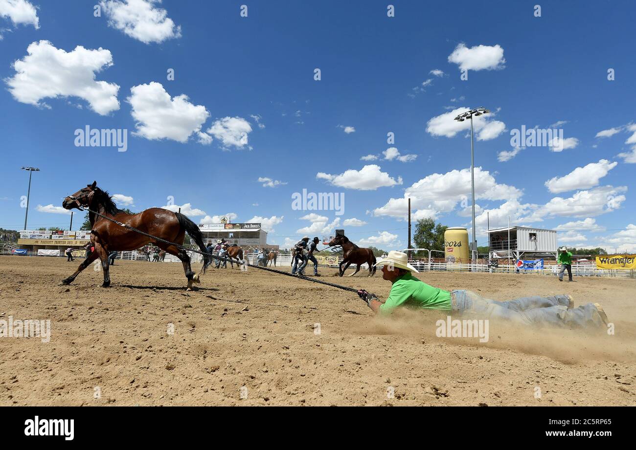 Dragged behind a horse hi-res stock photography and images - Alamy