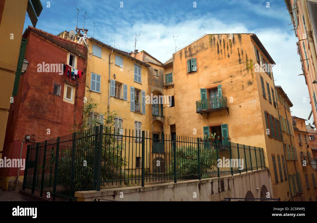 Architecture of city of Nice in the old town Stock Photo - Alamy