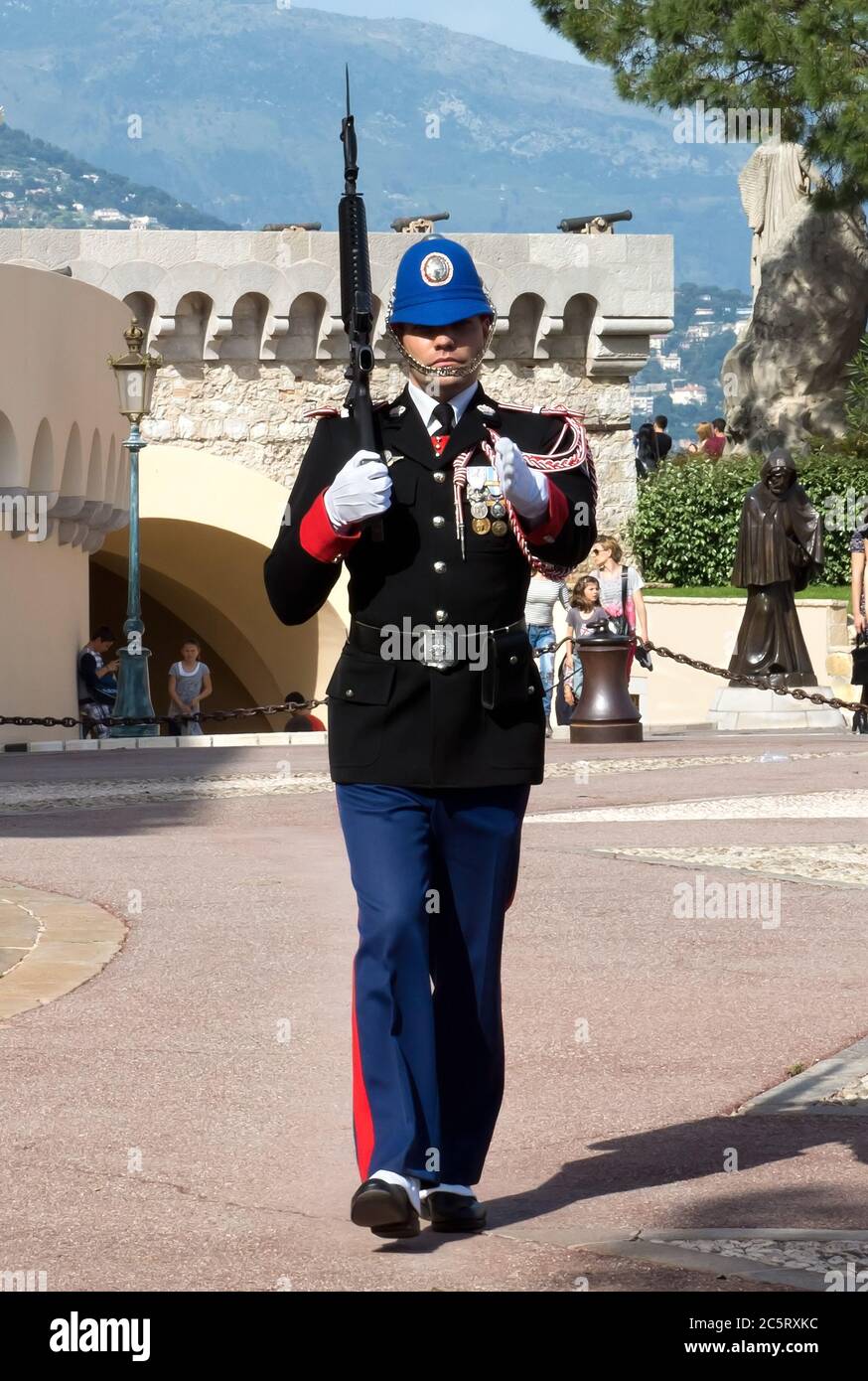 Royal security 1 hi-res stock photography and images - Alamy