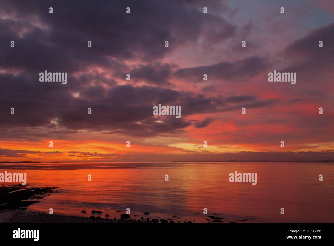 Daylight and sunset hi-res stock photography and images - Alamy