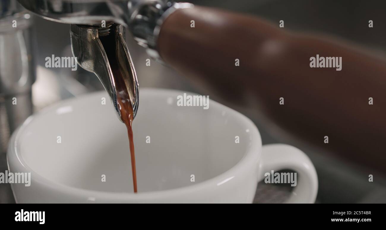 Pulling espresso hi-res stock photography and images - Alamy