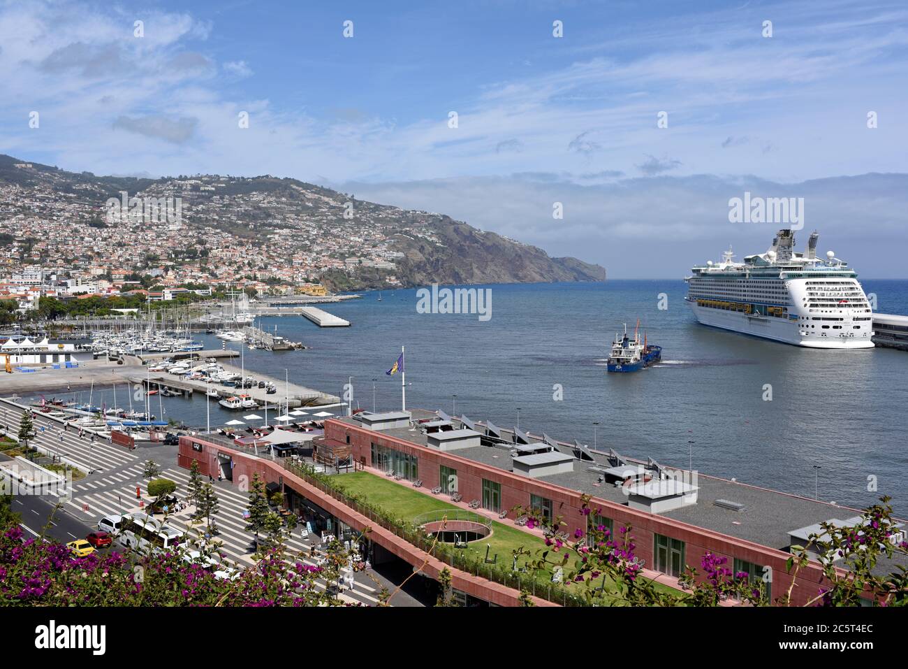 Funchal seafront and Marina, Madeira Stock Photo - Alamy