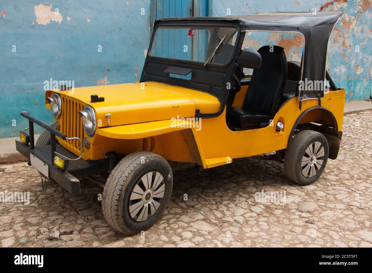 Yellow jeep in Trinidad in Cuba,Caribbean,America Stock Photo - Alamy