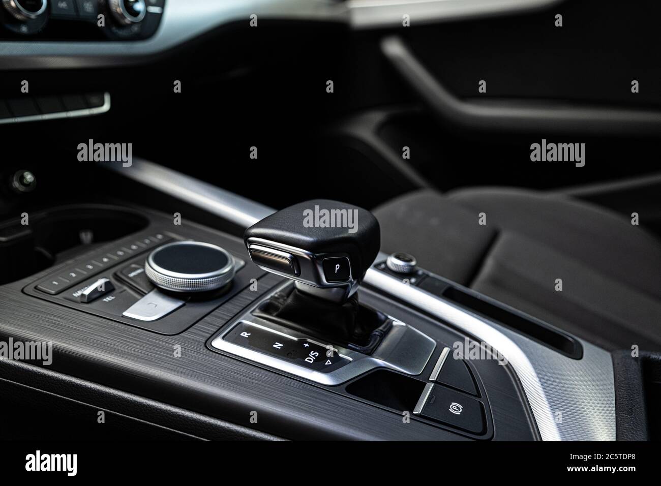 Modern car interior. Automatic gearshift change lever Stock Photo - Alamy
