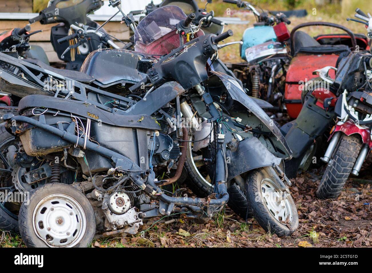 Moped scrap hi-res stock photography and images - Alamy