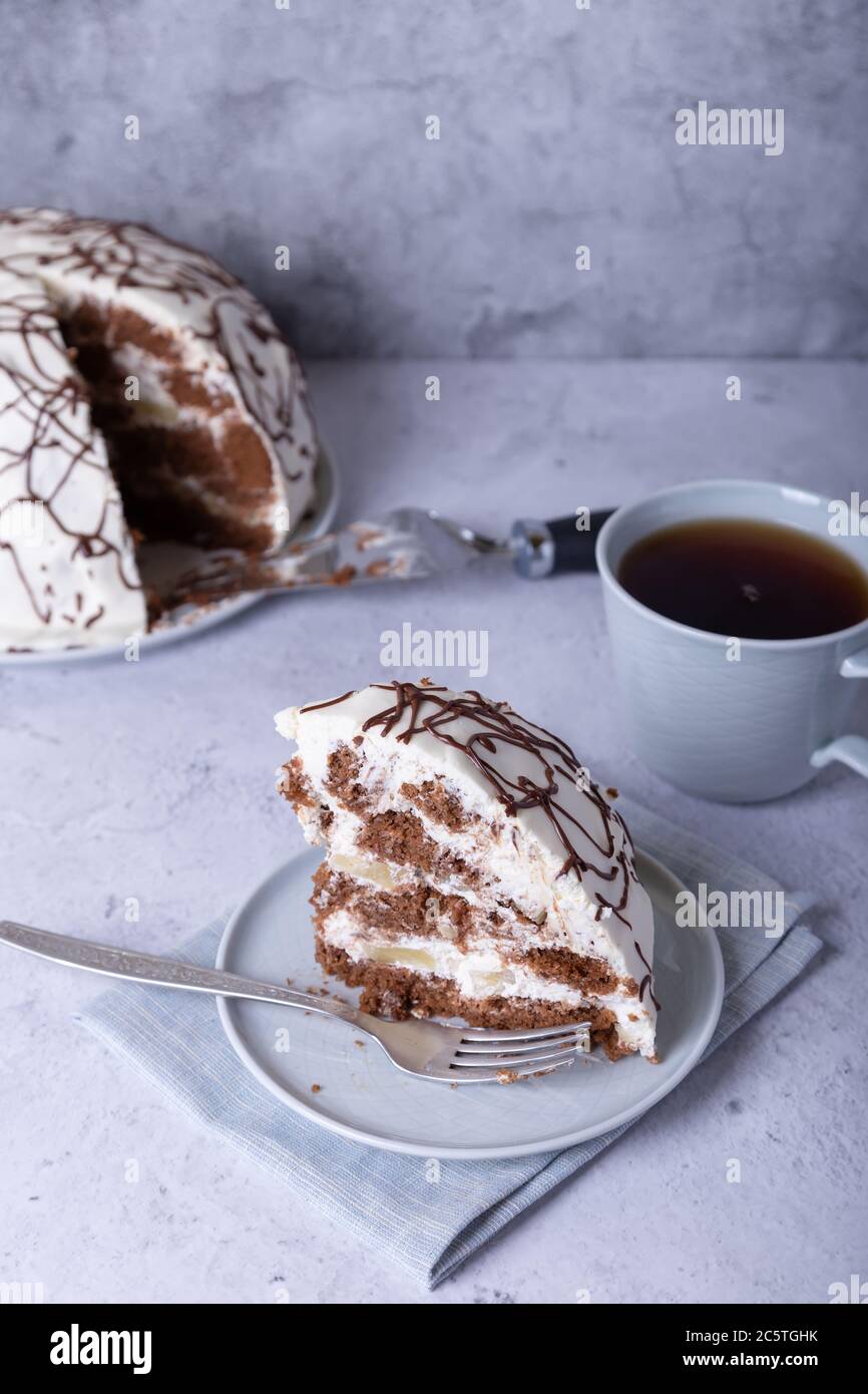 Pancho Cake. Homemade biscuit cake with sour cream and pineapple ...