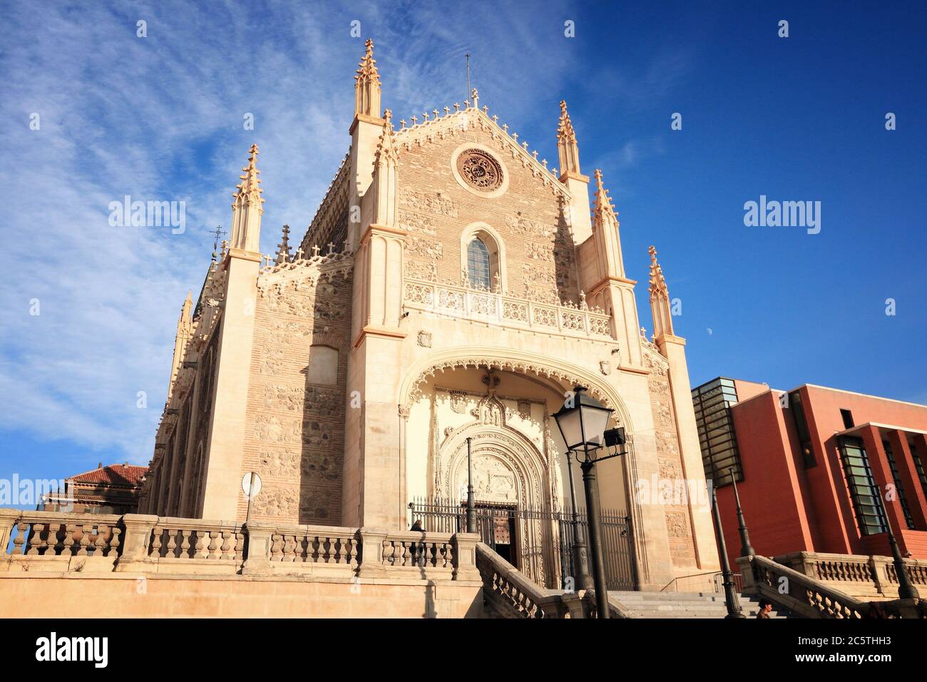 Isabelline gothic style hi-res stock photography and images - Alamy