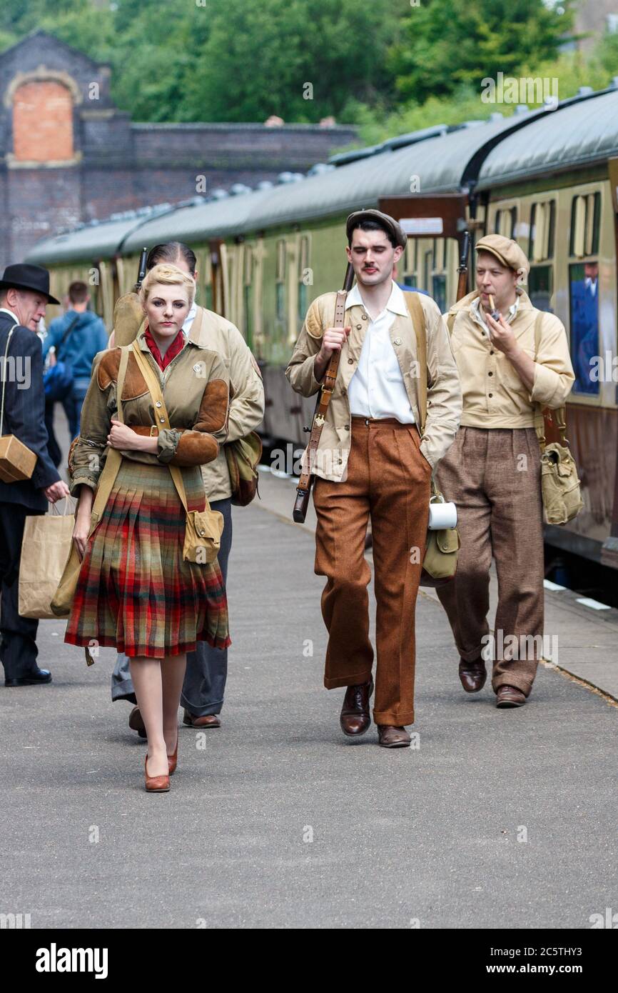 Ww2 reenactors hi-res stock photography and images - Alamy