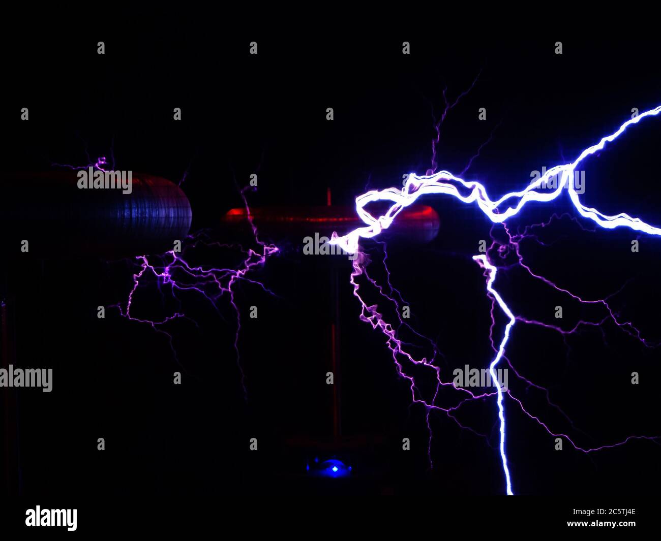Is Lightning An Electric Discharge at William Woodard blog