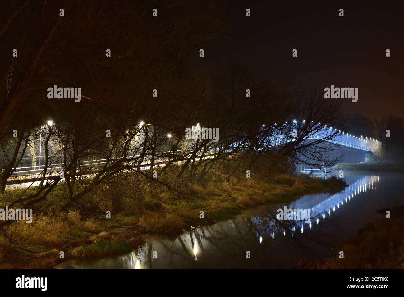 Sodium lamps lighting hi-res stock photography and images - Alamy