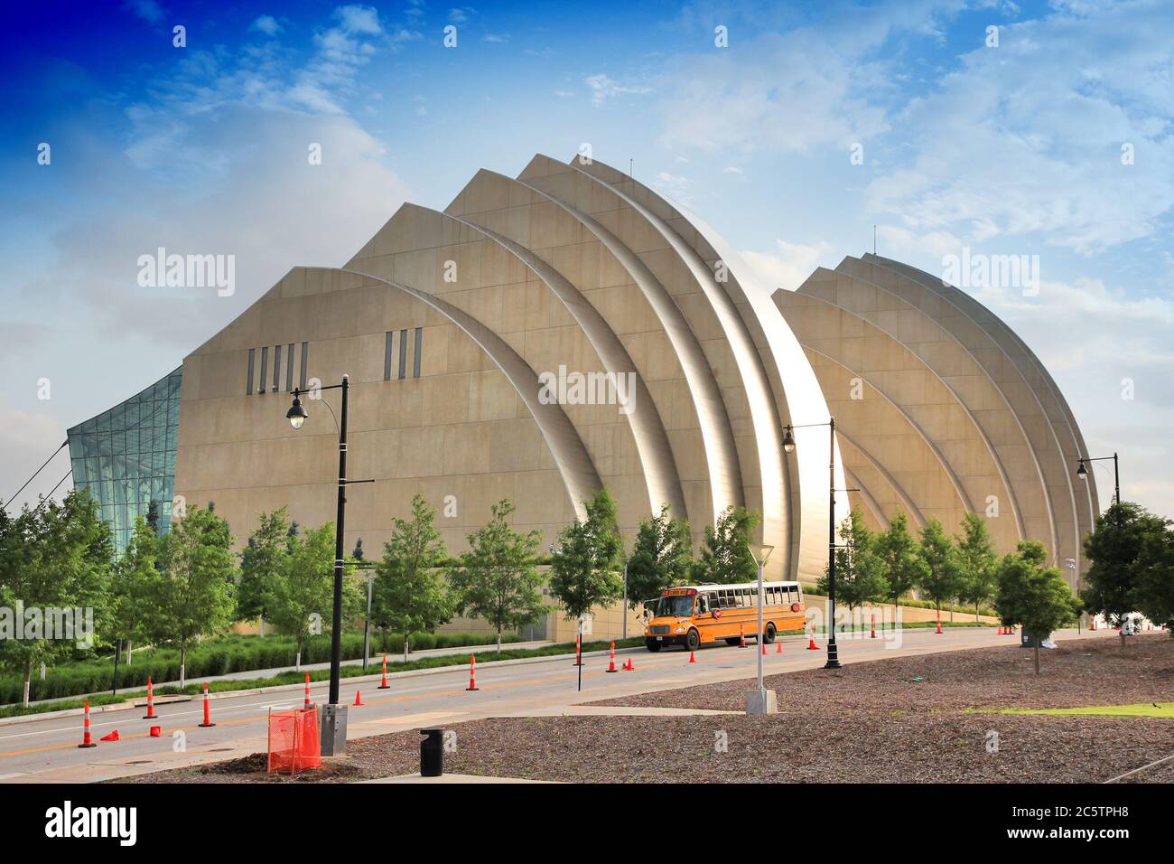 KANSAS CITY, USA - JUNE 25, 2013: Kauffman Center for the Performing ...