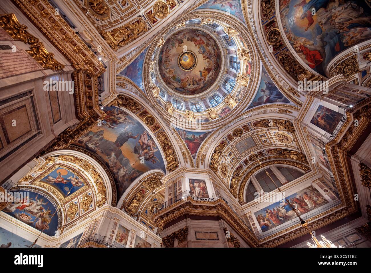 Saint petersburg russia isaakievskiy sobor orthodox neoclassical hi-res ...