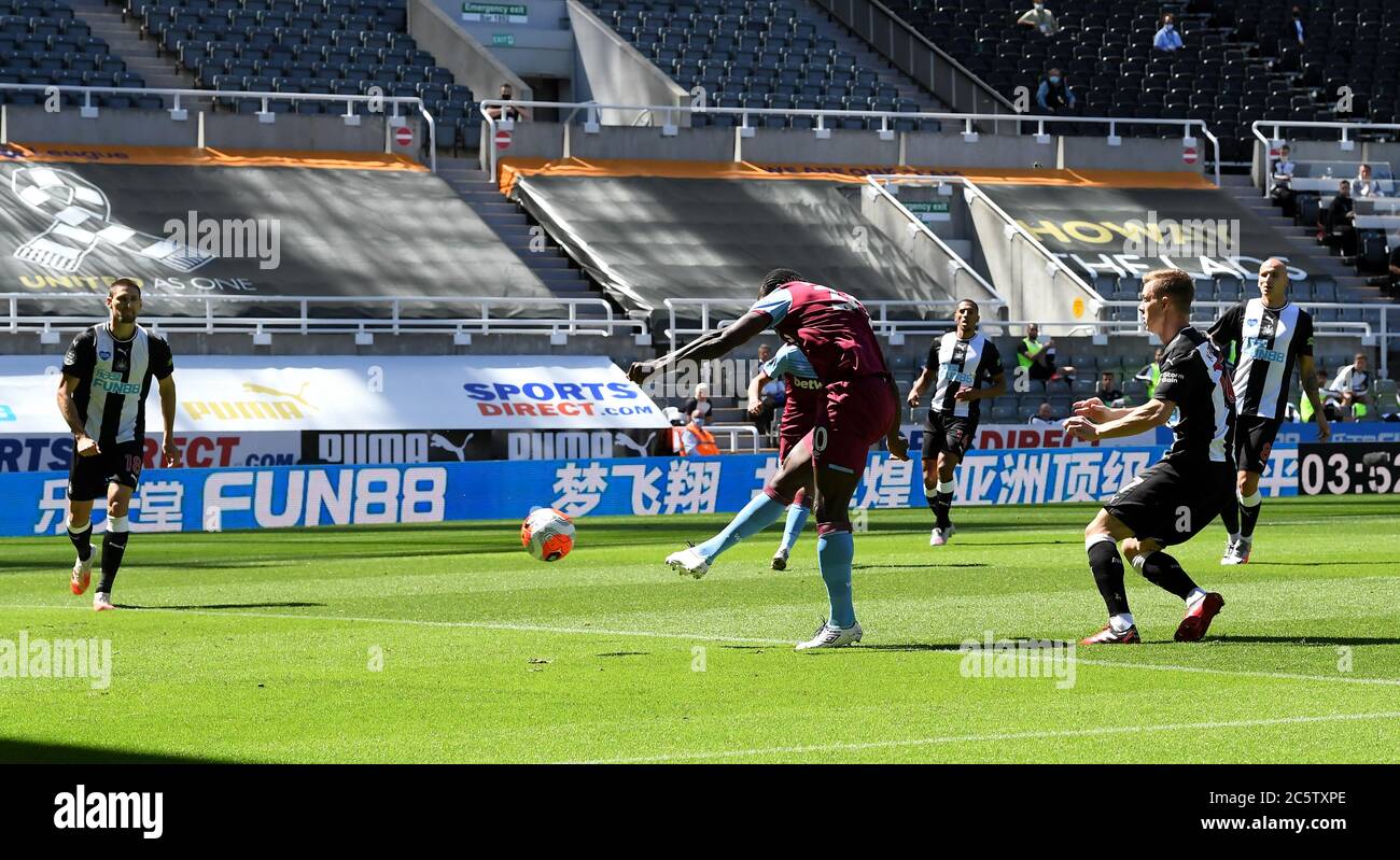 West Ham United's Michail Antonio scores his side's first goal of the ...