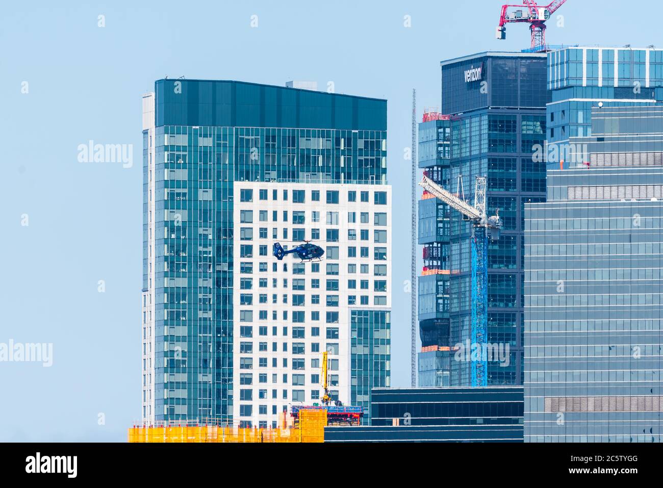 Mass general hospital emergency room hi-res stock photography and ...