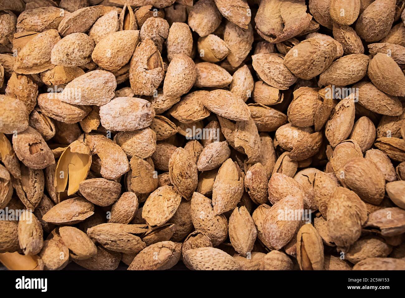 Inshell almonds close-up. A source of protein for healthy eating Stock ...