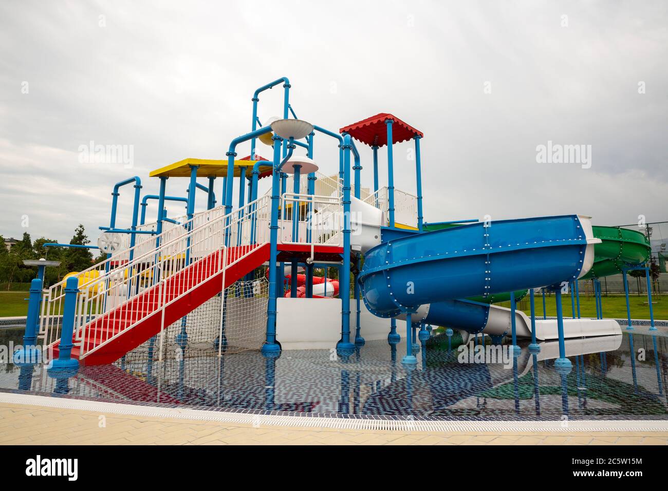 Summer fun pools slides hi-res stock photography and images - Alamy
