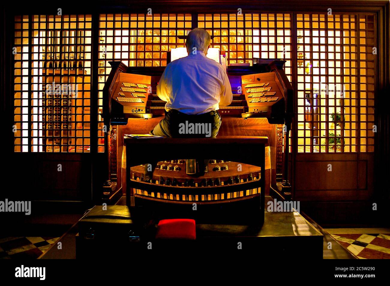 Close up Wiew of a Organist Playing a Organ Stock Photo - Alamy