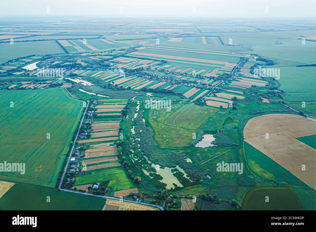 Beautiful scenic countryside hi-res stock photography and images - Alamy