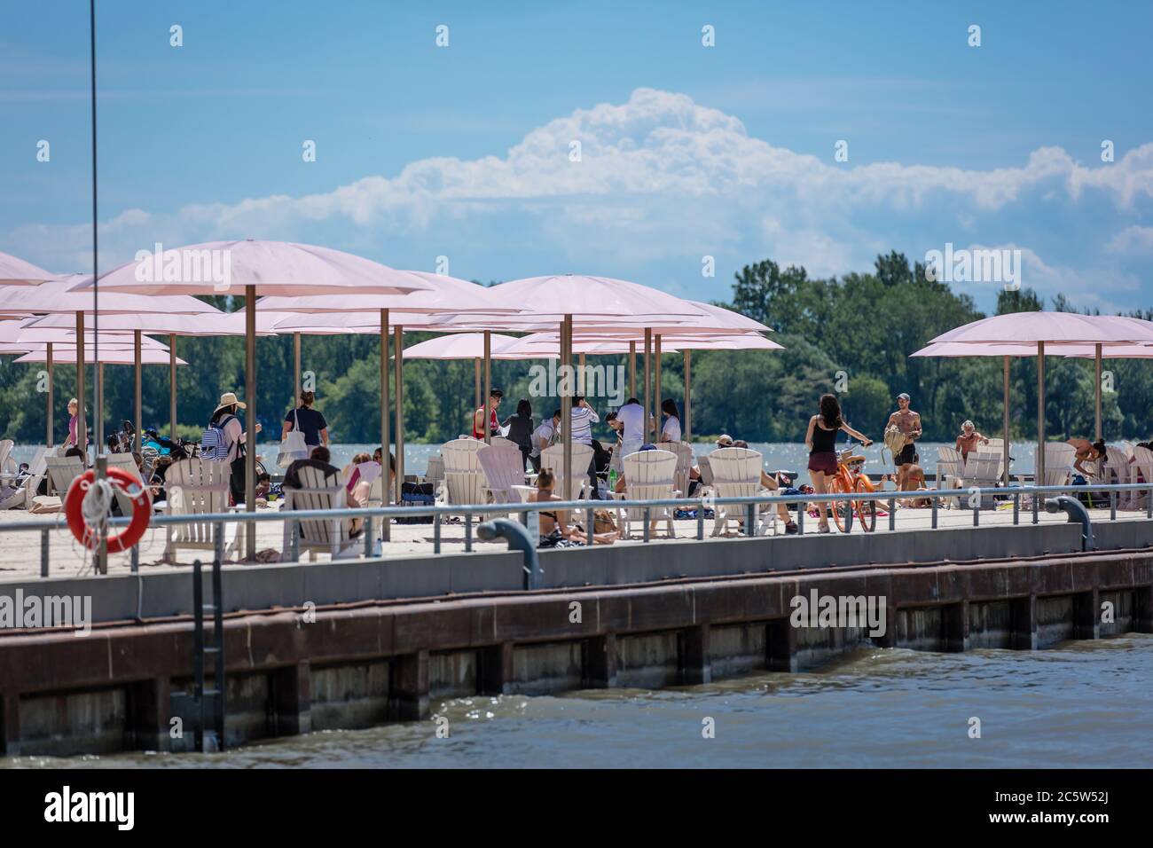 Sugar Beach, Toronto Stock Photo - Alamy