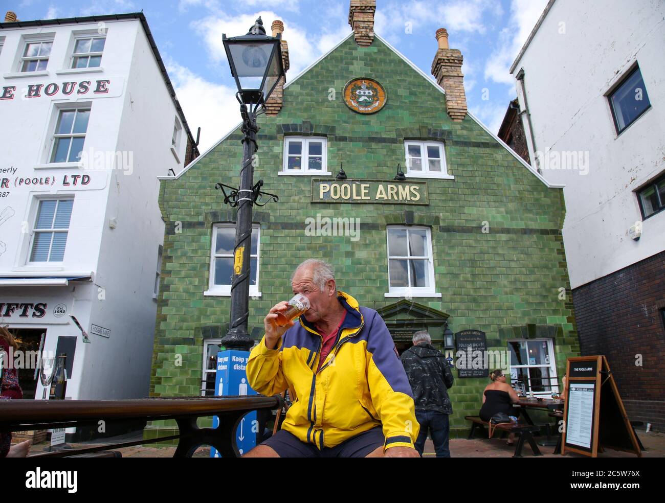 Poole arms hi-res stock photography and images - Alamy