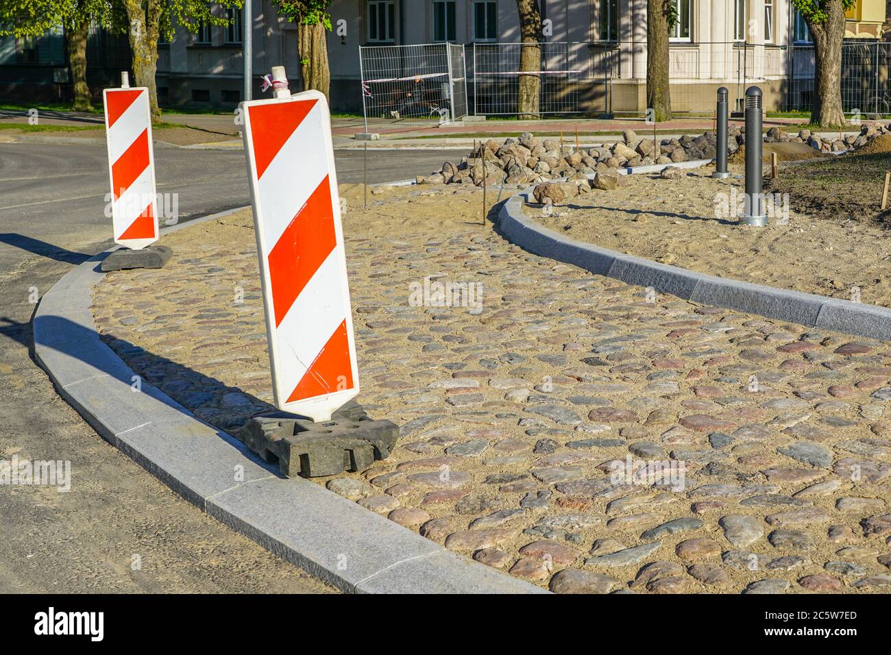 construction of a new traffic organization object - a roundabout in the ...