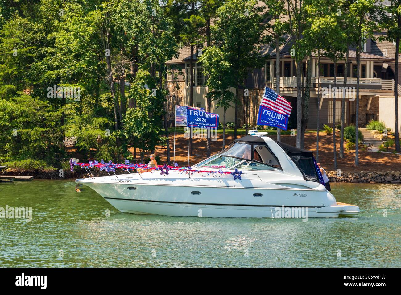 Mooresville, NC, USA - July 4, 2020: Luxury Boat flying Trump 2020 ...