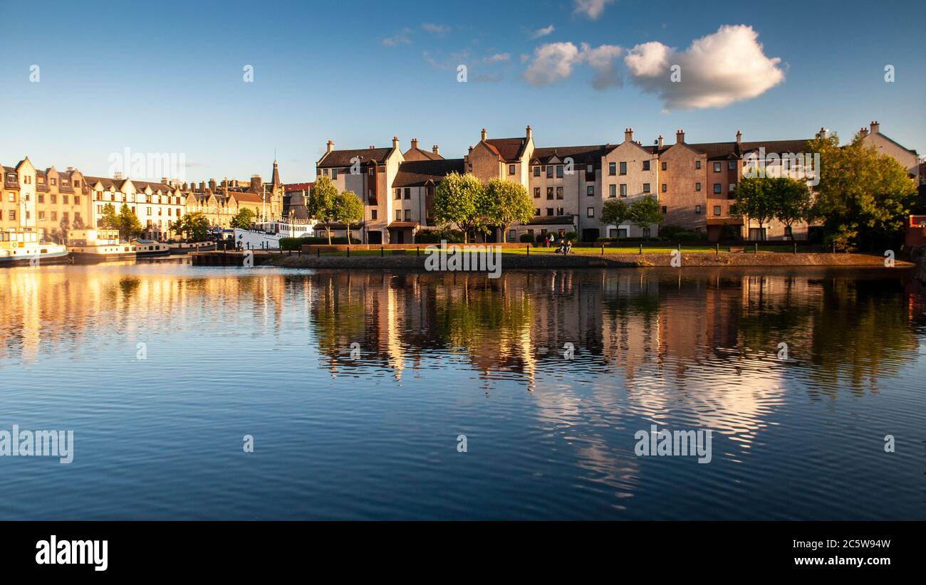 Leith harbour hi-res stock photography and images - Alamy