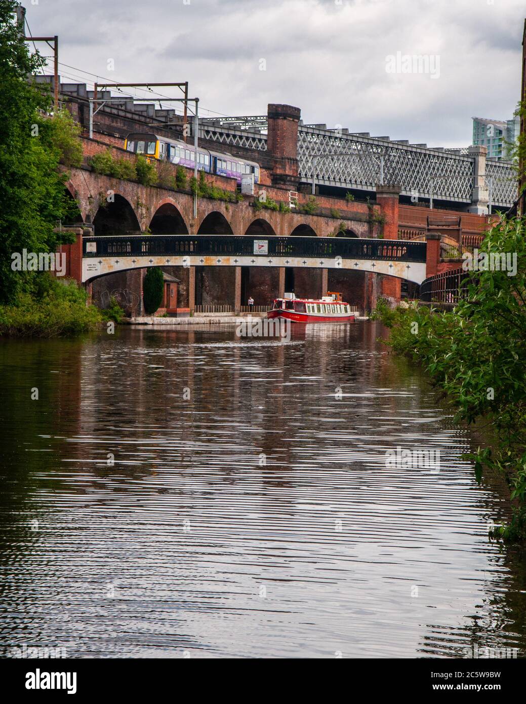 Castlefield basin manchester hi-res stock photography and images - Alamy