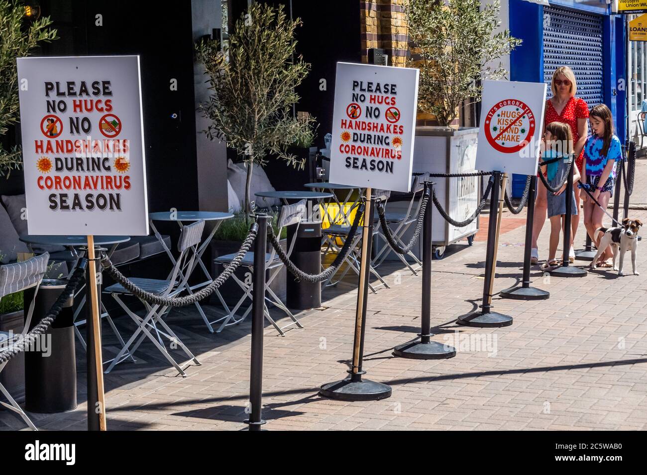 London, UK. 05th July, 2020. Archer Street re-opens with temeorature ...