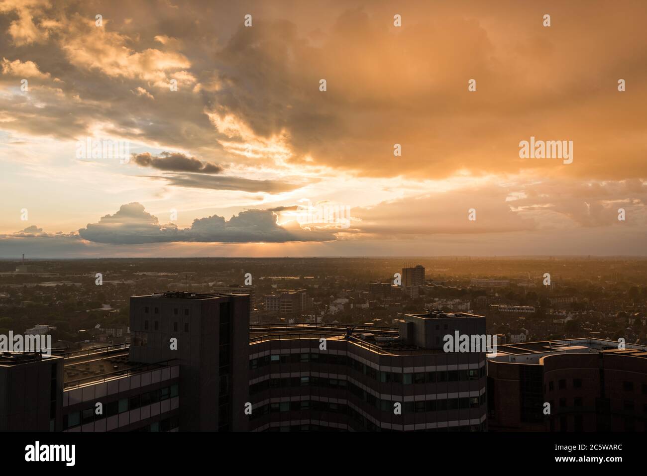 Croydon town skyline hi-res stock photography and images - Alamy