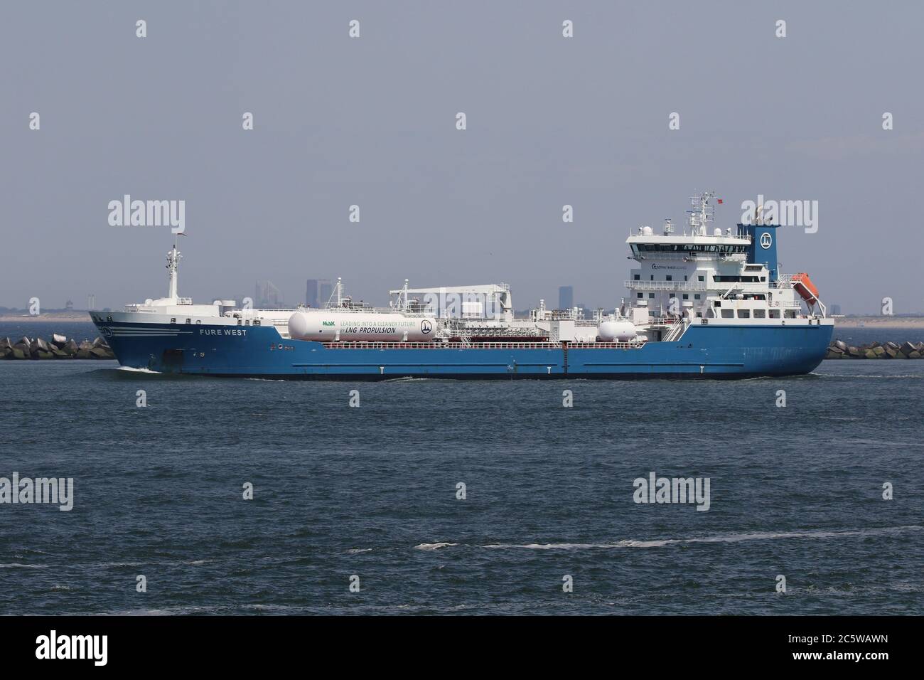 The tanker Fure West will leave the port of Rotterdam on May 30, 2020 ...