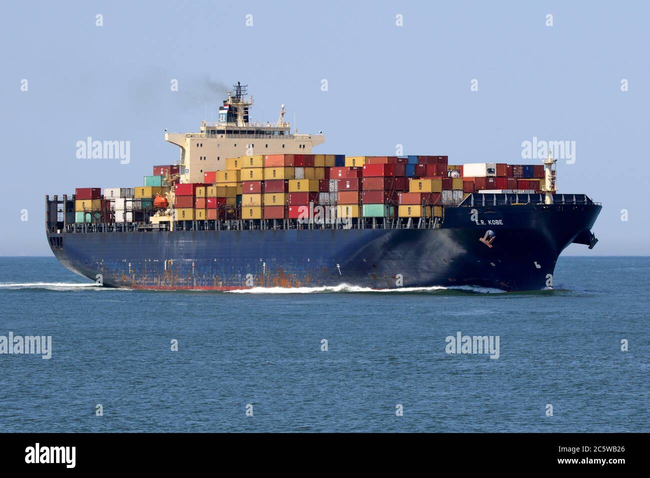 Kobe port container hi-res stock photography and images - Alamy