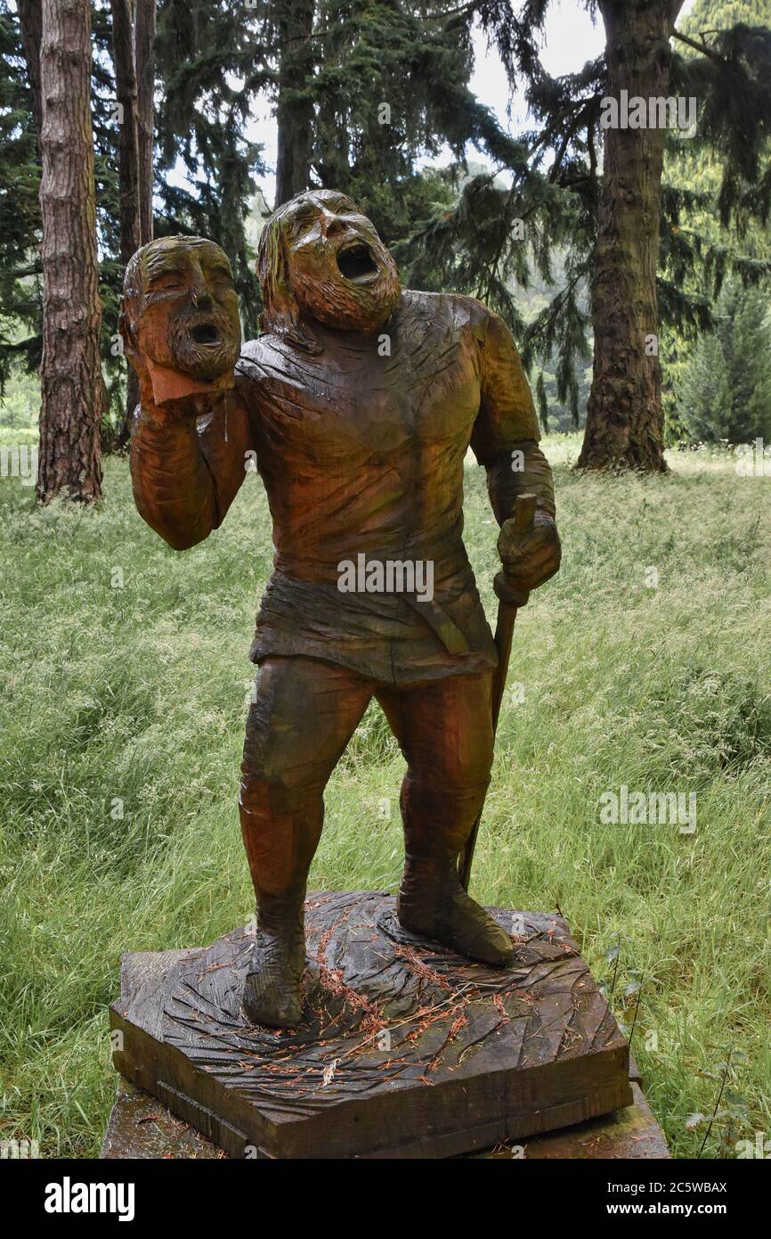 Macbeth's castle hi-res stock photography and images - Alamy