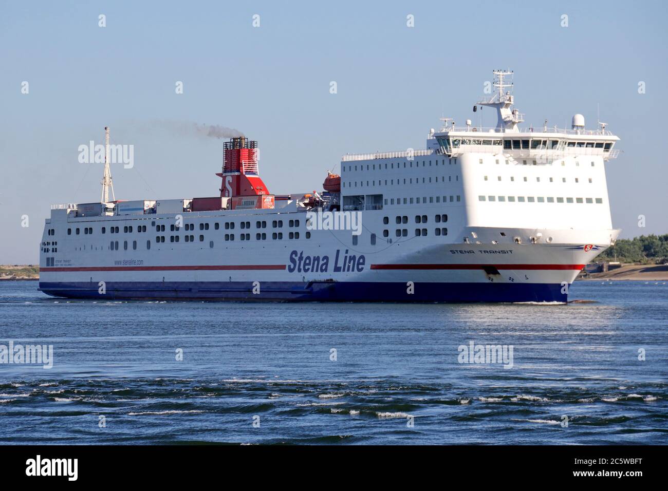 Ro ro ferry hi-res stock photography and images - Alamy