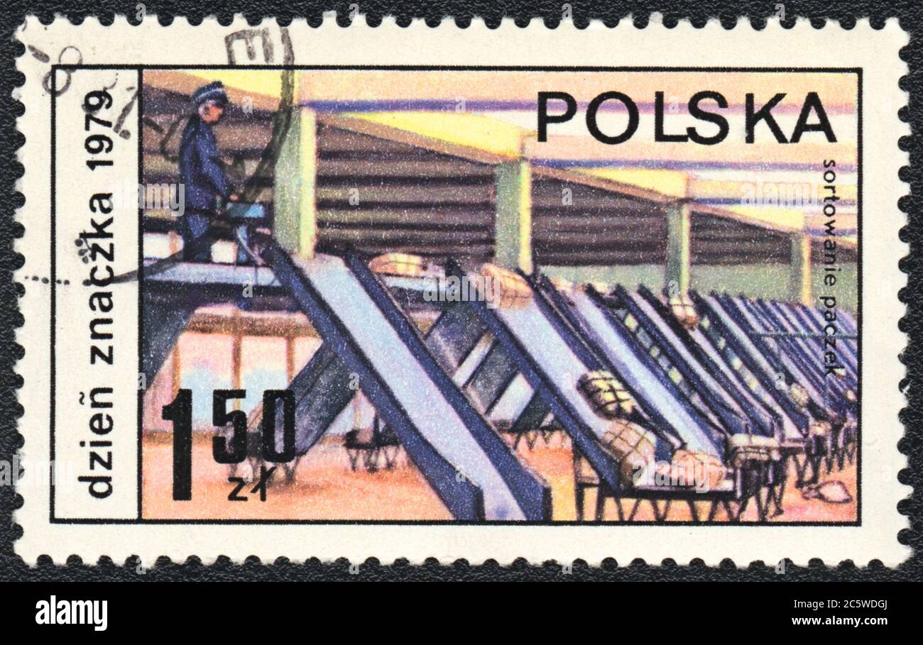 Vintage mail sorting hi-res stock photography and images - Alamy