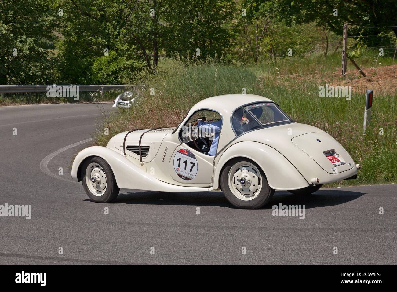 Vintage racing car BMW 328 Coupe (1937) in historical classic race ...
