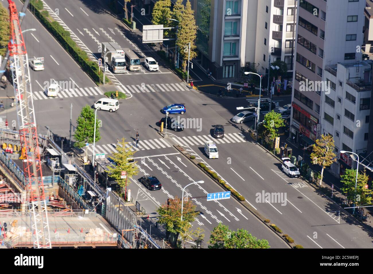 Tokyo cross roads hi-res stock photography and images - Alamy
