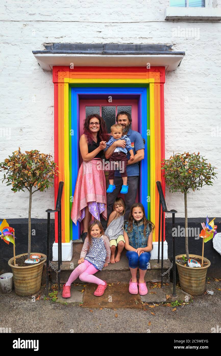 Bewdley, Worcestershire, UK. 5th July, 2020. A family who have painted ...