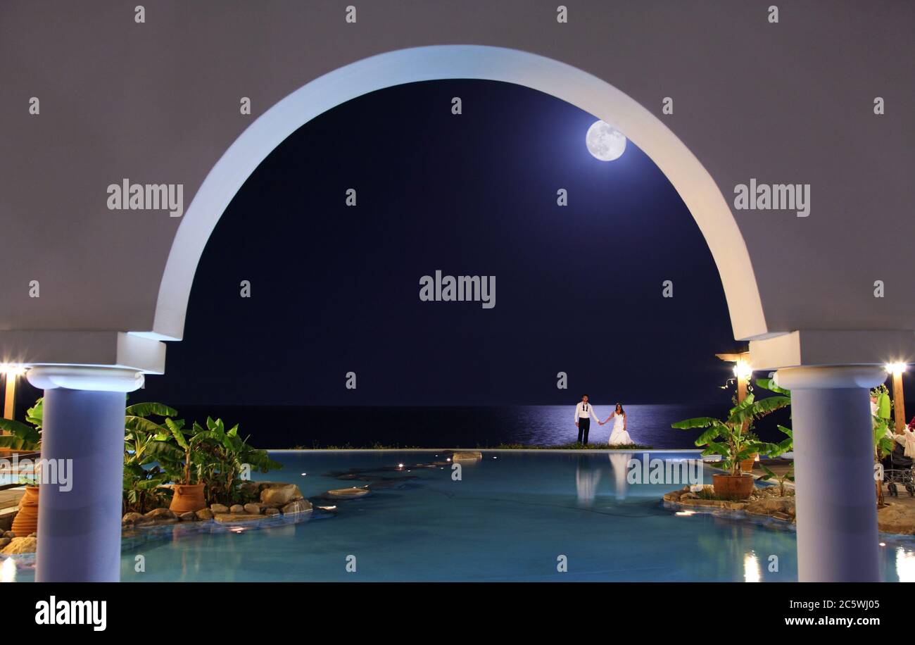 Moonlit wedding hi-res stock photography and images - Alamy