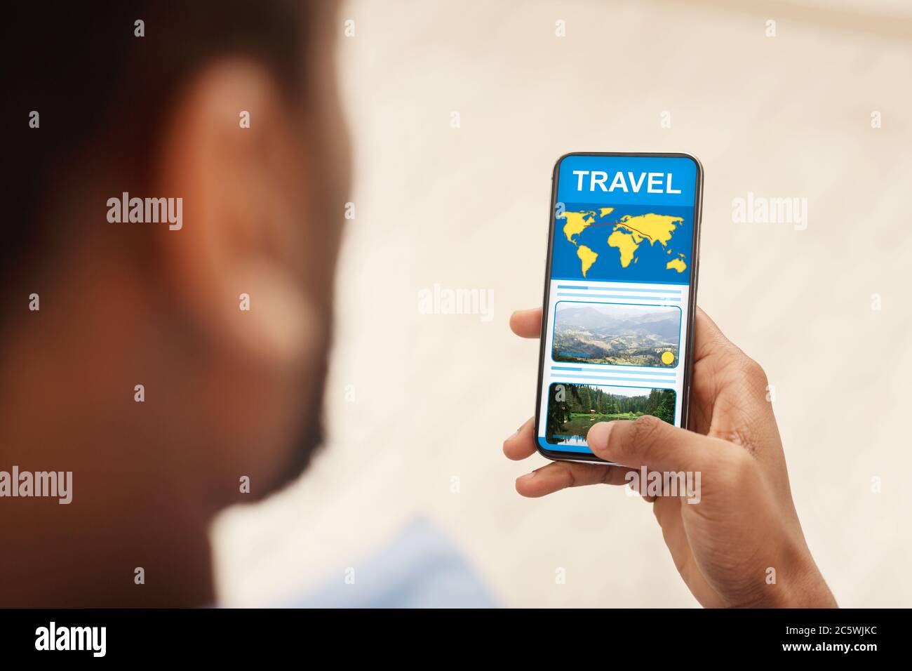 Travel blog on screen hi-res stock photography and images - Alamy