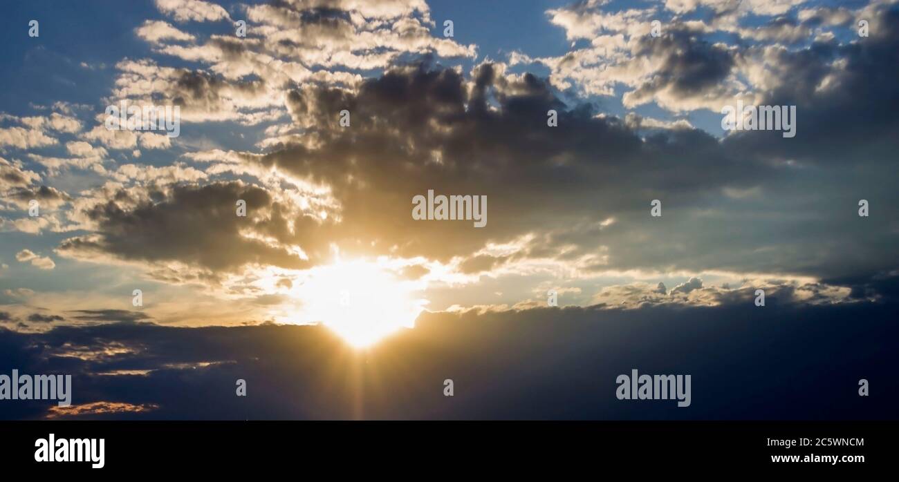 Heavenly sun set hi-res stock photography and images - Alamy
