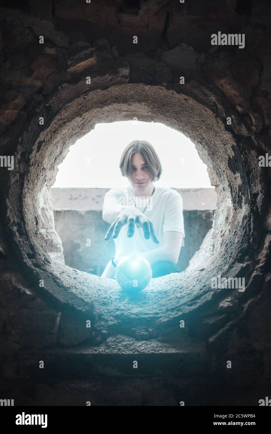 Glowing magic hi-res stock photography and images - Alamy