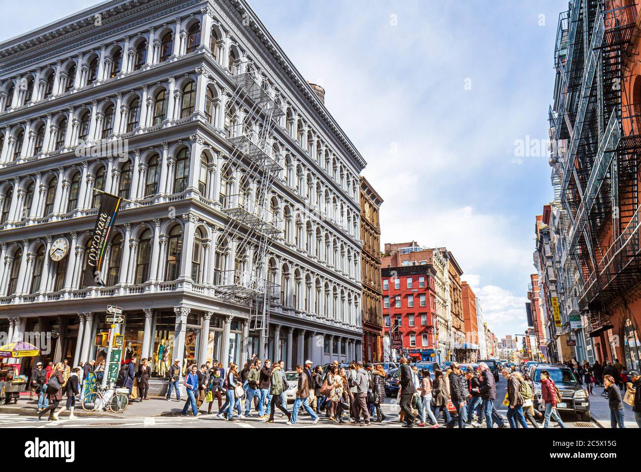 Broome street and broadway hi-res stock photography and images - Alamy