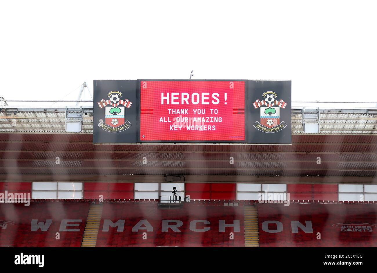 Thank heroes hi-res stock photography and images - Alamy