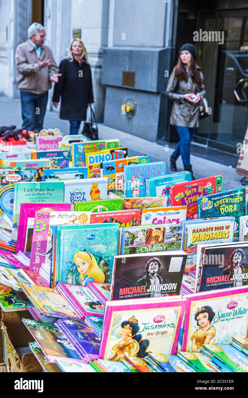 Disney princess group hi-res stock photography and images - Alamy